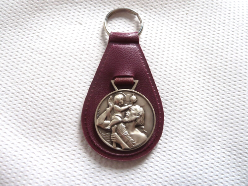 KEYCHAIN CAR S. CHRISTOFORO BLESSING CAR PRAMAGGIORE VENICE CAR KEYRING ...