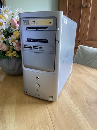 HP Pavillion T3725 MediaCentre Desktop PC - Windows Vista Basic OP ...