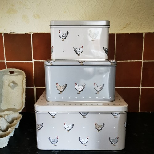Cooksmart Set of 3 Kitchen Square Cake Tins Storage Retro Meadow ...
