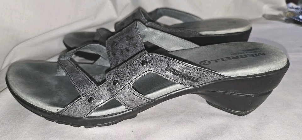 Merrell Sandals Women's 11 Thong Slides Black Gray With Cutouts 2" Heel ...