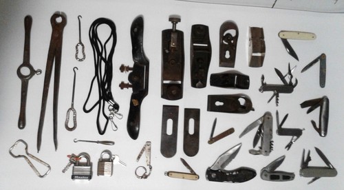TOOL LOT GARAGE JUNK DRAWER VINTAGE & MODERN TREASURES TOOLS, KNIVES ...
