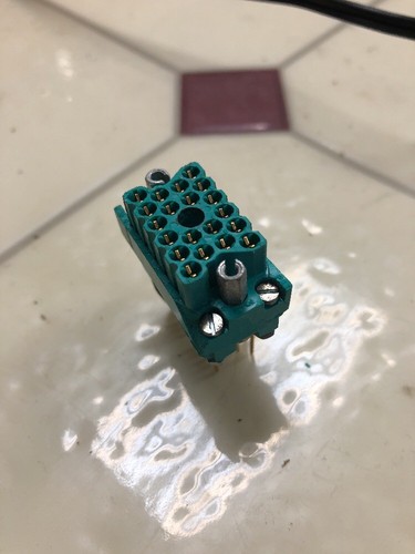 ELCO 8016- 20 Pin socket, Reclaimed Connector Complete With Gold Pins ...