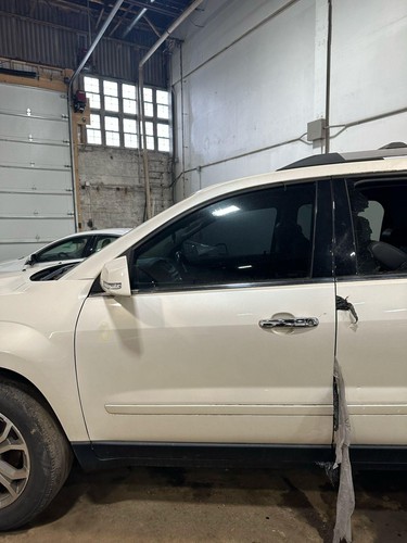07 08 09 10 11 12 13 14 15 16 17 GMC ACADIA Front Door Left | eBay