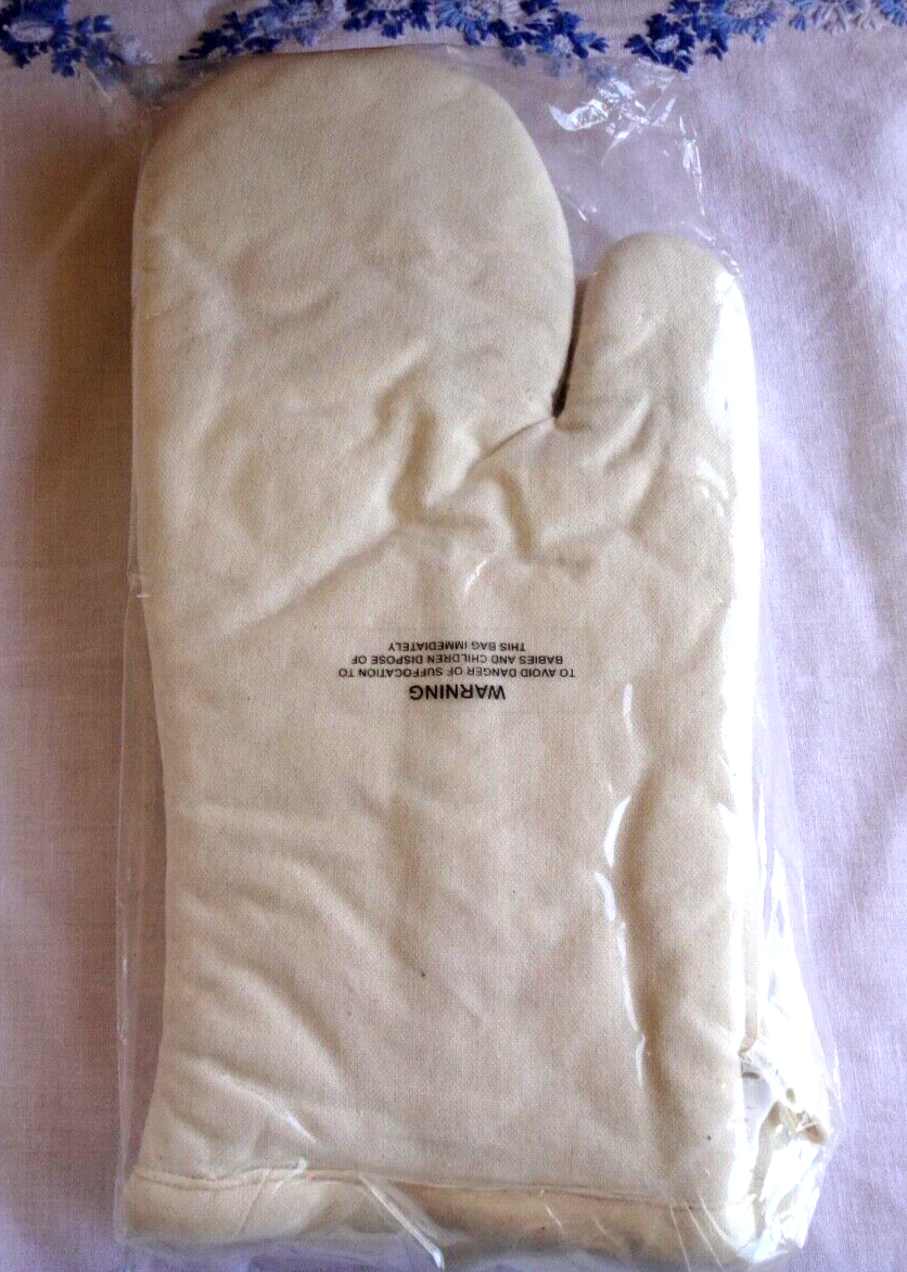 NEW~Western Saddle Designed, Cream & Embroidered Brown Pair of Oven ...