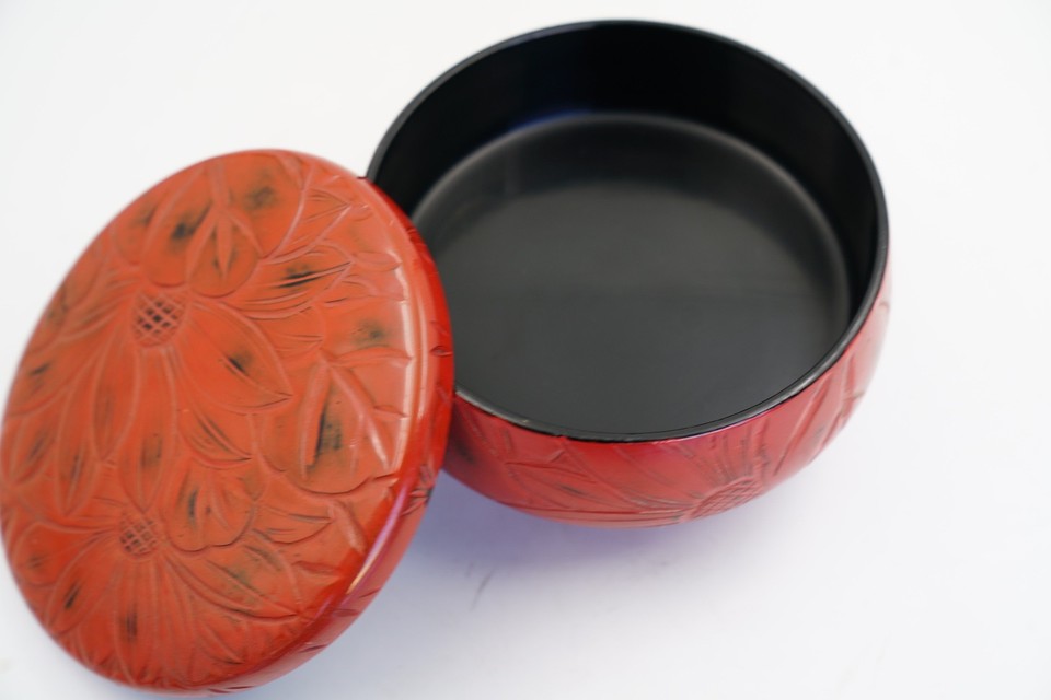 Vintage Japanese Red Cinnabar Tsuishu Handcarved Lacquer Box w/ Lid | eBay