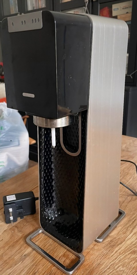 Sodastream Power Electric Sparkling Water Maker Starter Kit. Model PWR ...