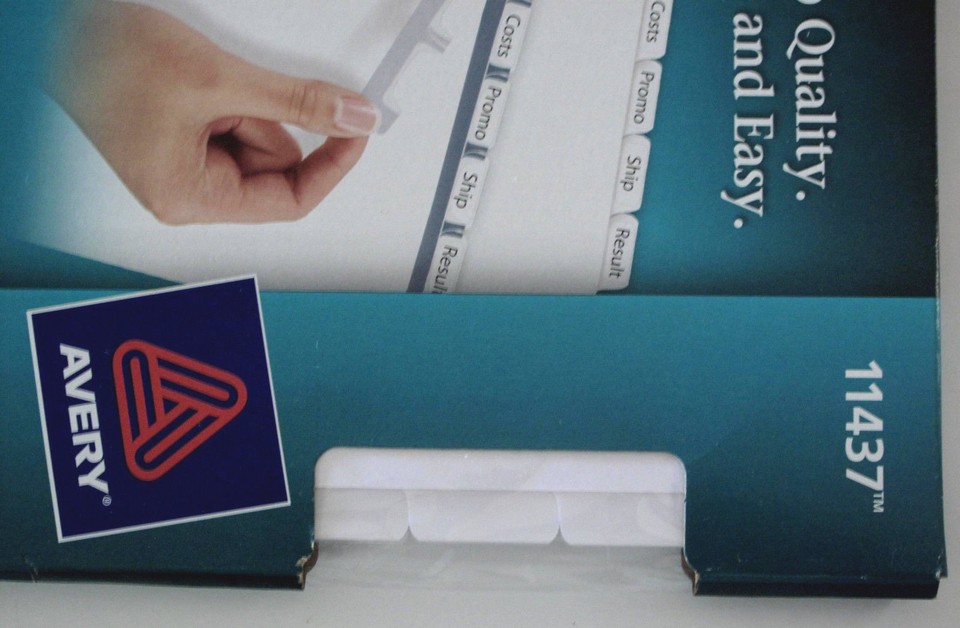 Avery Index Maker Clear Label Dividers with Label Sheet, White 8 Tab ...