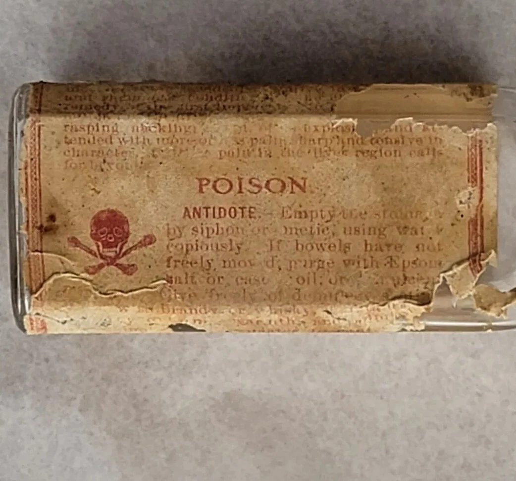 Vintage Poison Symbol