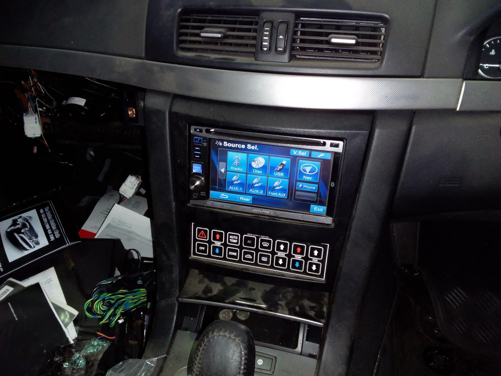 HOLDEN COMMODORE VE CALAIS V 08/06-04/13 RIGHT DOOR MIRROR HEATED | eBay