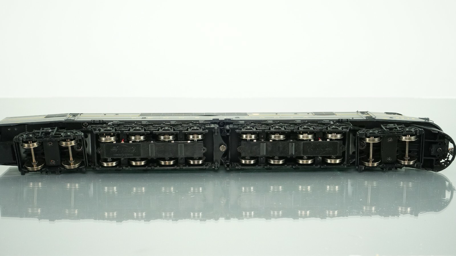 Broadway Limited Baldwin Centipede A-A set PRR 5830/5818 DCC w/Sound HO ...