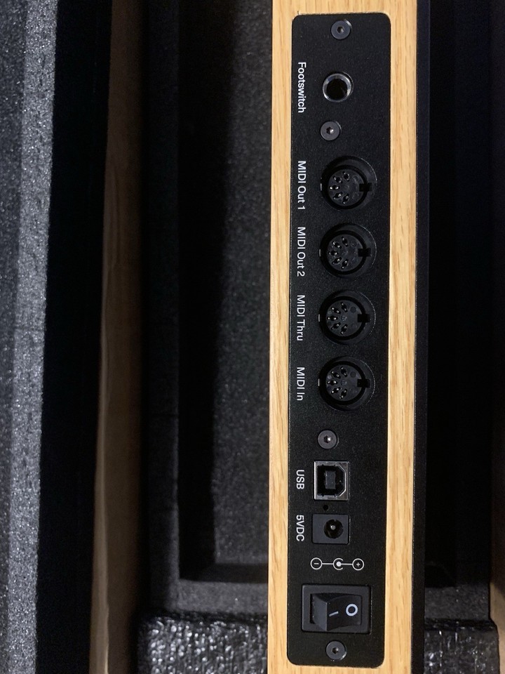 Polyend SEQ Multitrack Midi Step Sequencer Controller Pre-owned | eBay