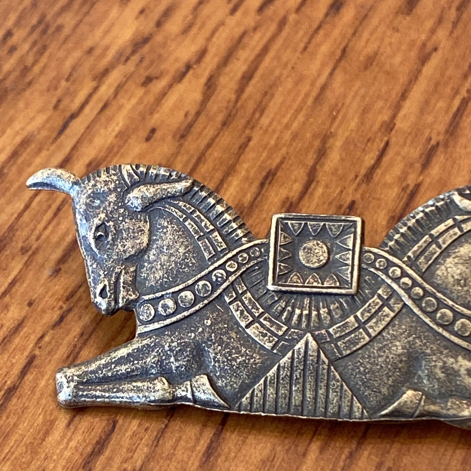Viking Scandinavian Bull Motif Brooch Bronze Vintage 9 - Gem
