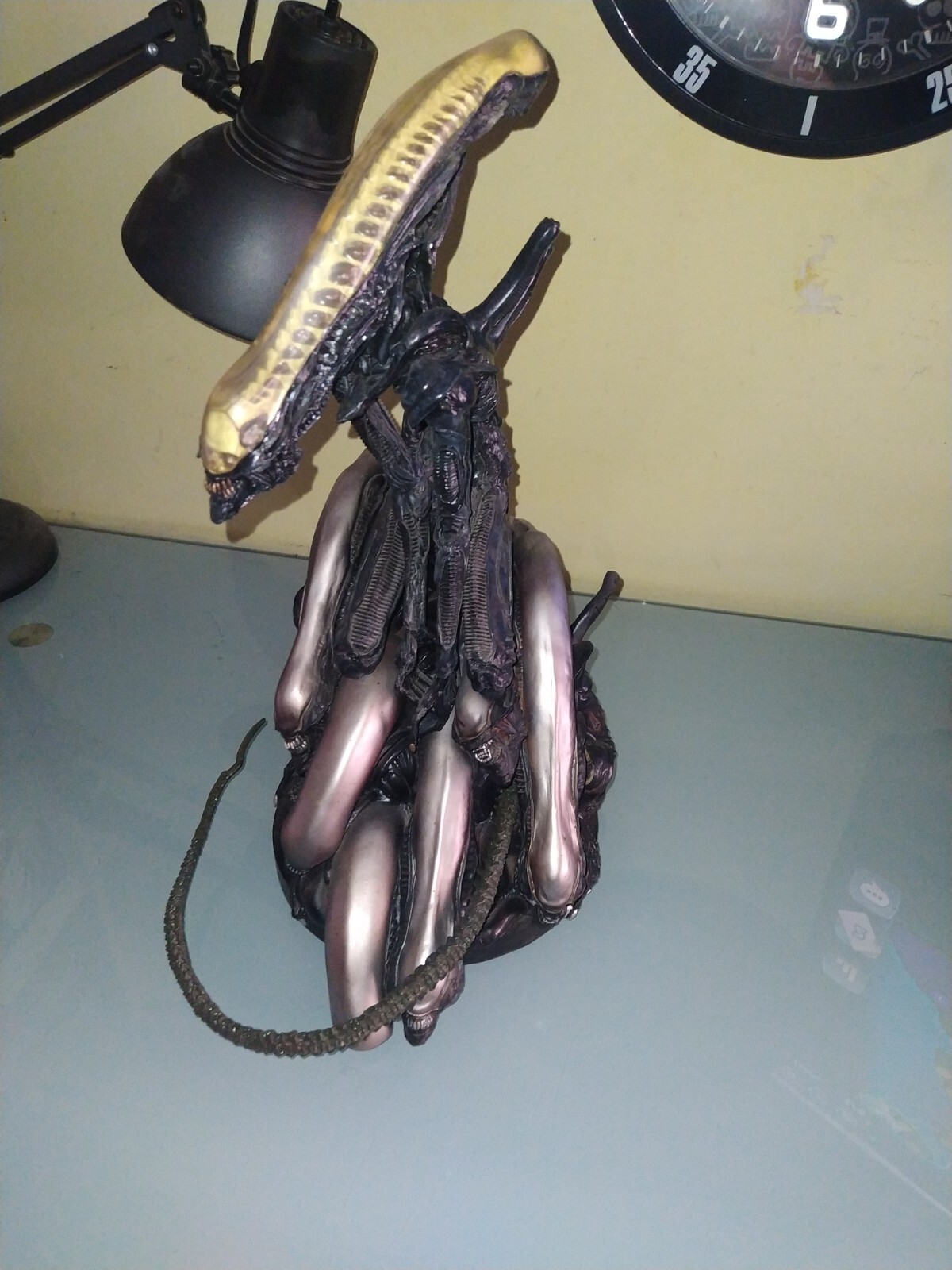 Sideshow - Alien Pile Statue - Limited Collection (Figure 0670 / 1000 ...