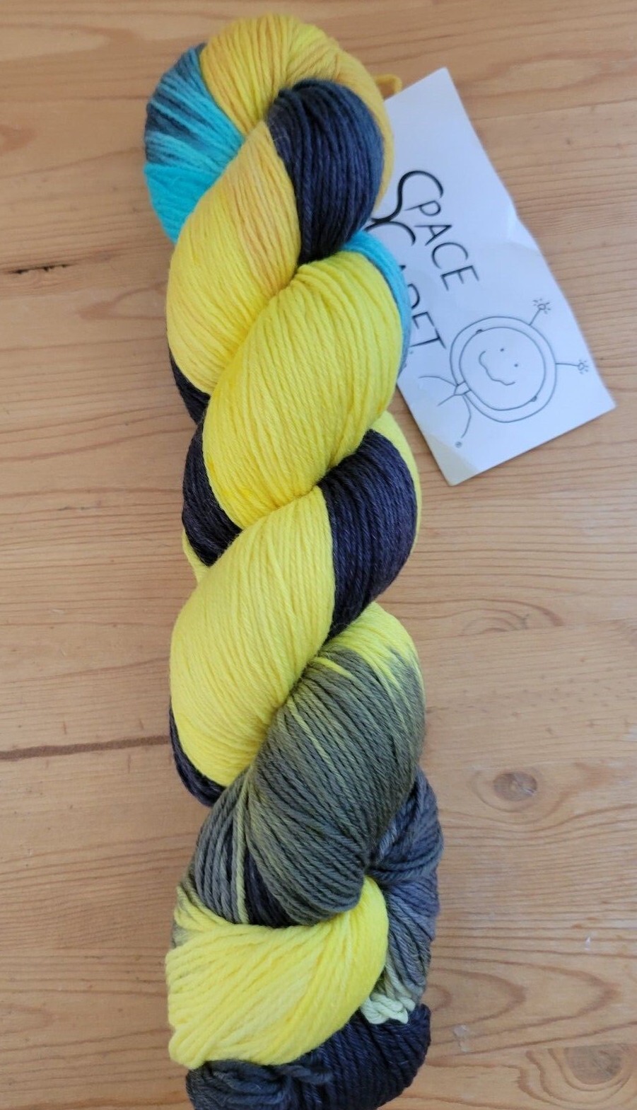 HAND DYED YARN SPACE CADET CLOWN... 100% SW MERINO WOOL 100g/420yd ...