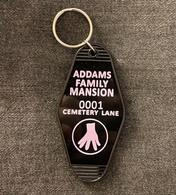 Addams Family Mansion - Wednesday Addams - Thing (PINK) - Motel Key ...