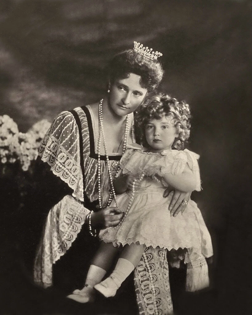 Alexandra Romanov As A Child