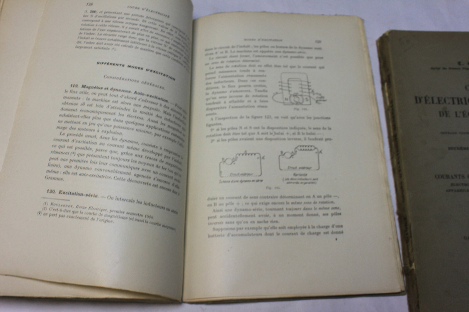 Cours d'électricité générale de l'école navale ( 2 volumes). Haudié ...