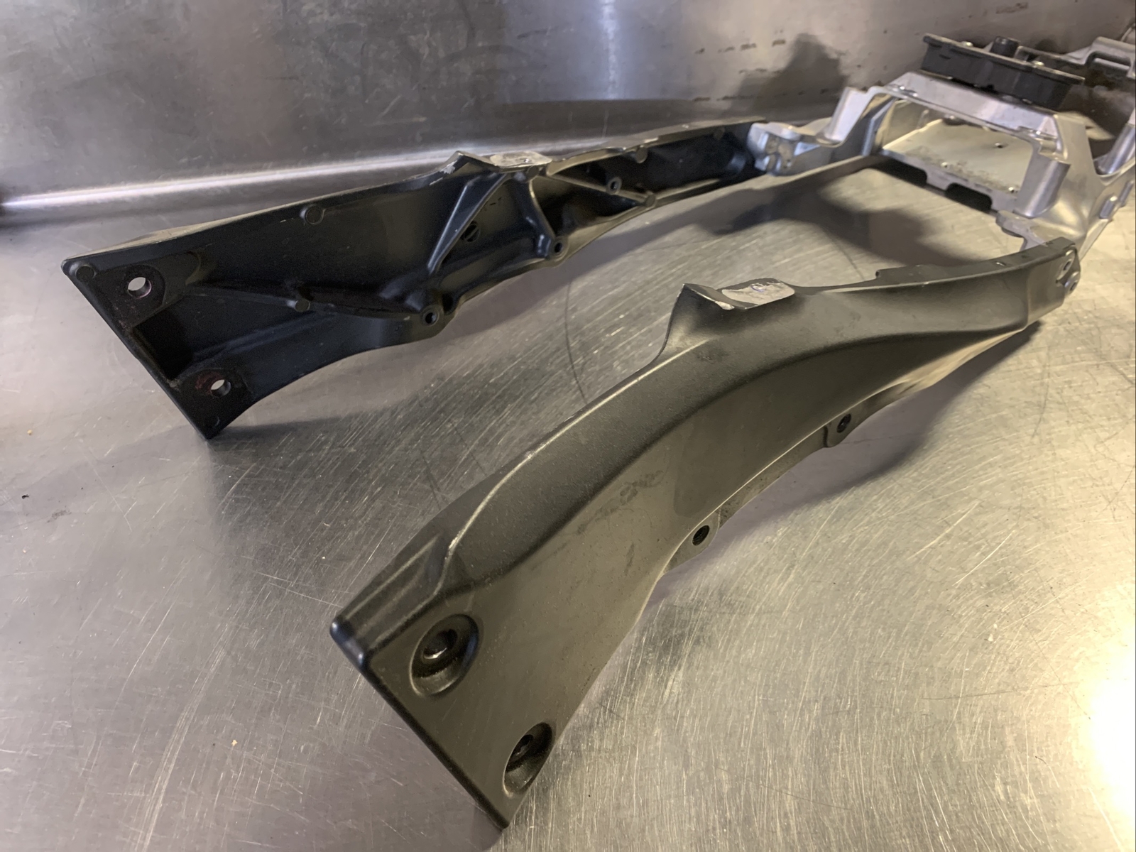 11-15 KAWASAKI NINJA ZX10R ZX10 OEM REAR SUBFRAME BACK SUB FRAME #159 ...