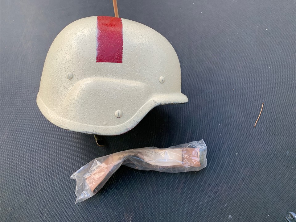 FIRST GULF WAR 1991 PASGT HELMET ORIGINAL MEDICVAC HELMET DESERT STORM ...