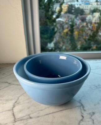 Bowls - Pyrex Mixing Bowls