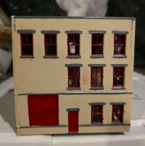 HO Scale Brick Factory Business Apartments Red Cream Fully Assembled ...