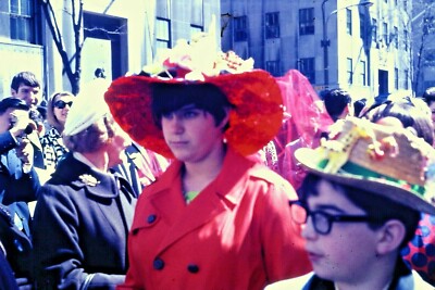 VTG 1960s 35MM NYC STREET FASHION EASTER BONNET PARADE FLORAL HATS #18 ...