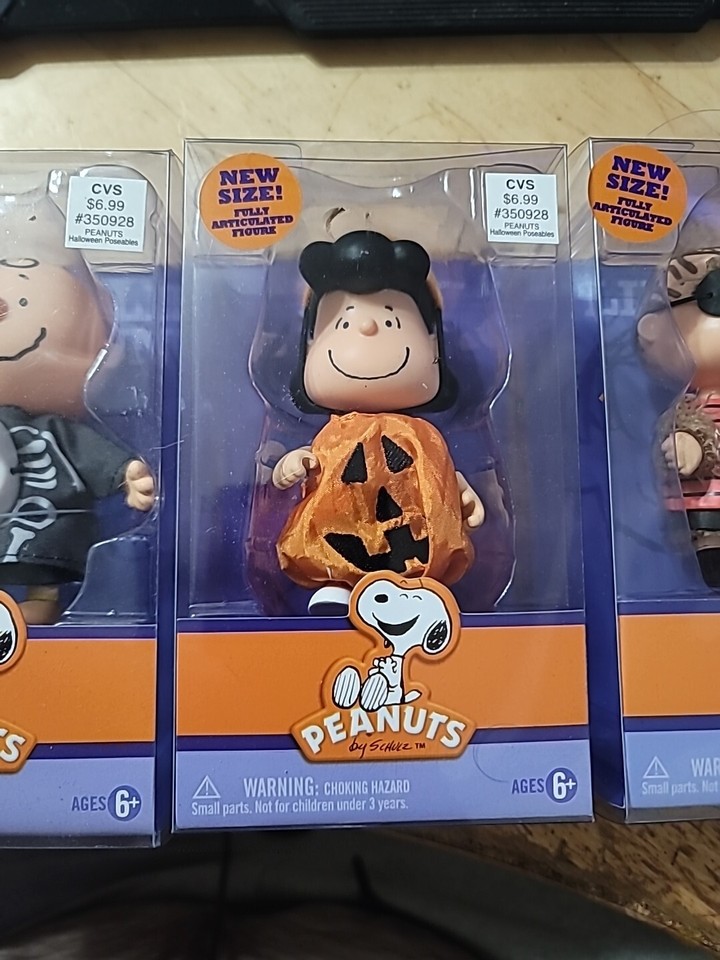 2011 Peanuts By Shultz Halloween Poseable Figures Set Of 4. Please See ...