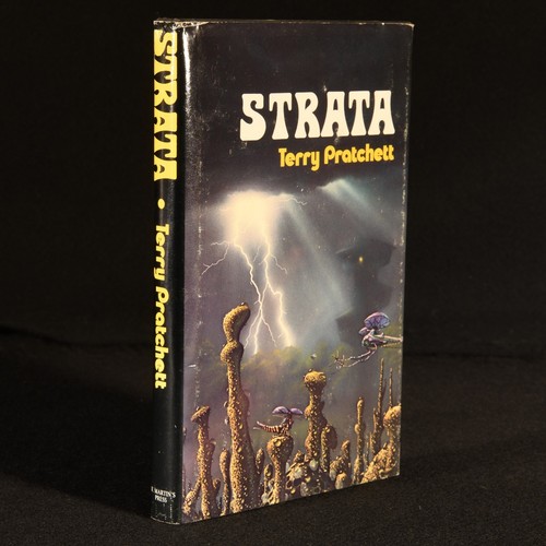 1981 Strata Terry Pratchett Sci-Fi Dust Wrapper First US Edition | eBay UK