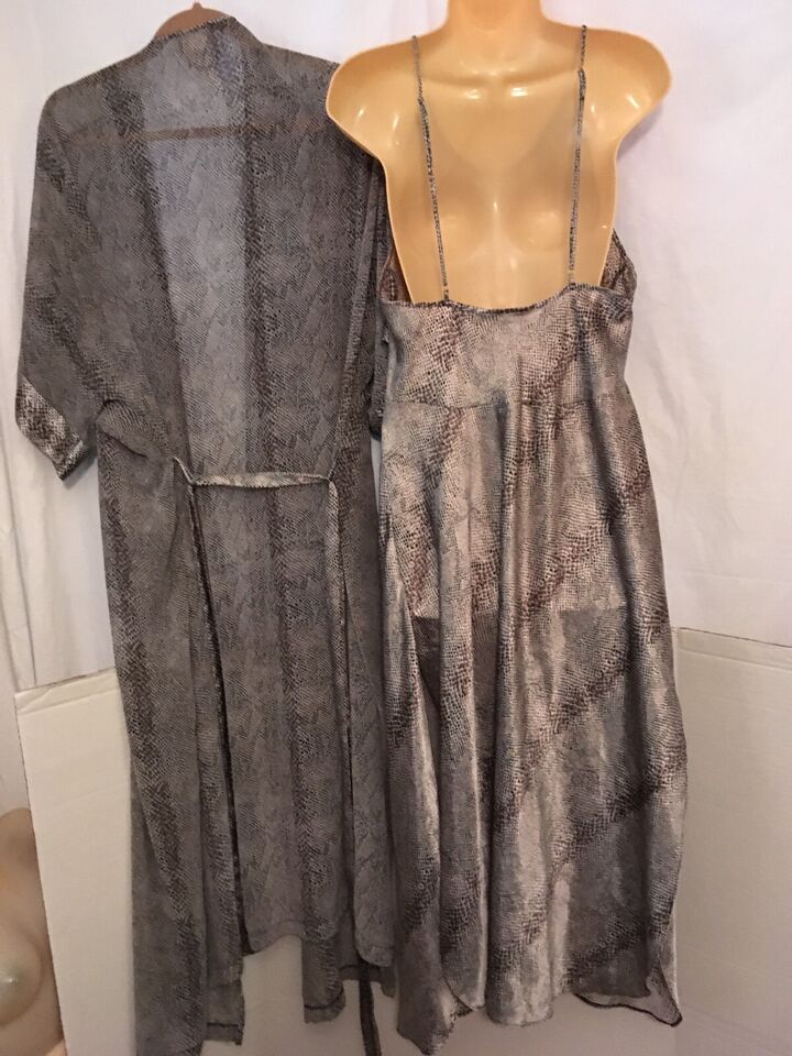 Vtg L Delicates Long SATIN NIGHTGOWN & CHIFFON PEIGNOIR ROBE Set Black ...