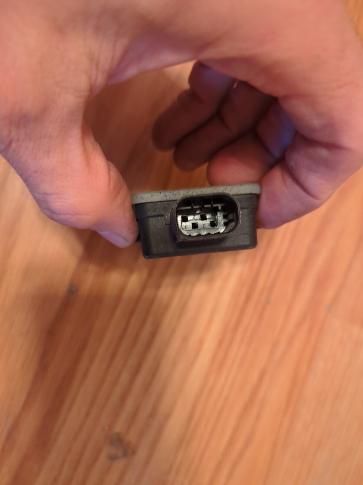 Genuine GM Tire Pressure Monitoring System (TPMS) Control Module ...