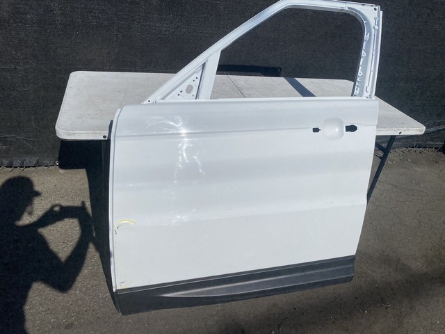 2015 Land Rover Range Rover Sport SE OEM Left Driver Side Door LR044227 ...