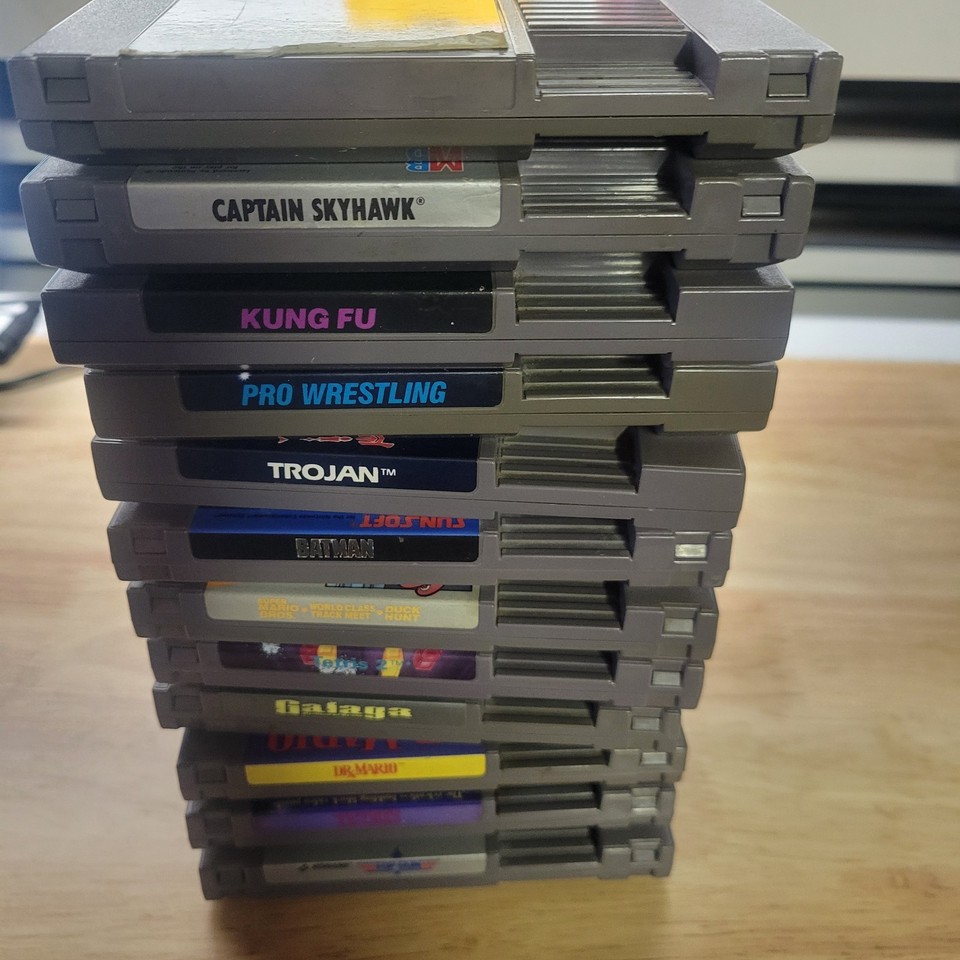Nintendo NES Lot of 12 Games Tetris 2 Batman Galaga Dr Mario Duck Hunt ...
