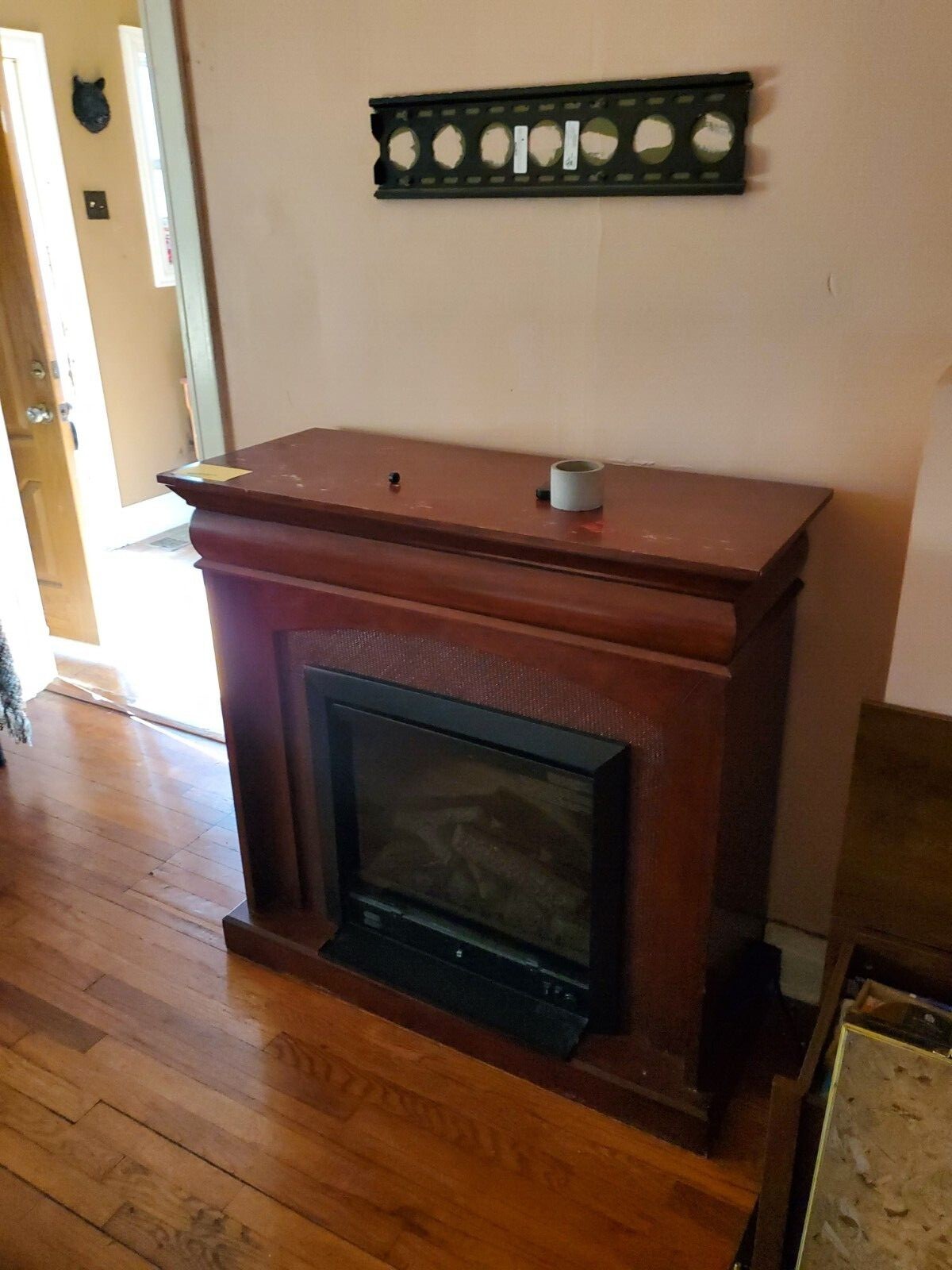 Dimplex Electric Fireplace with Remote Control. Replaceable Wood ...