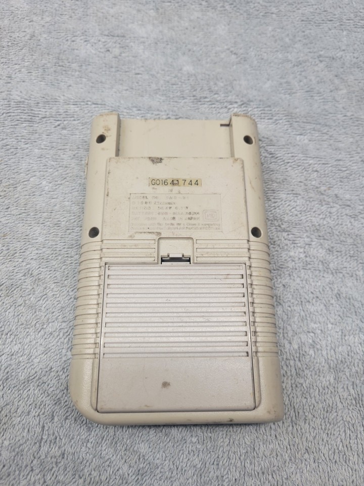 Nintendo Gameboy Original DMG-01 Handheld Console for PARTS OR REPAIR ...