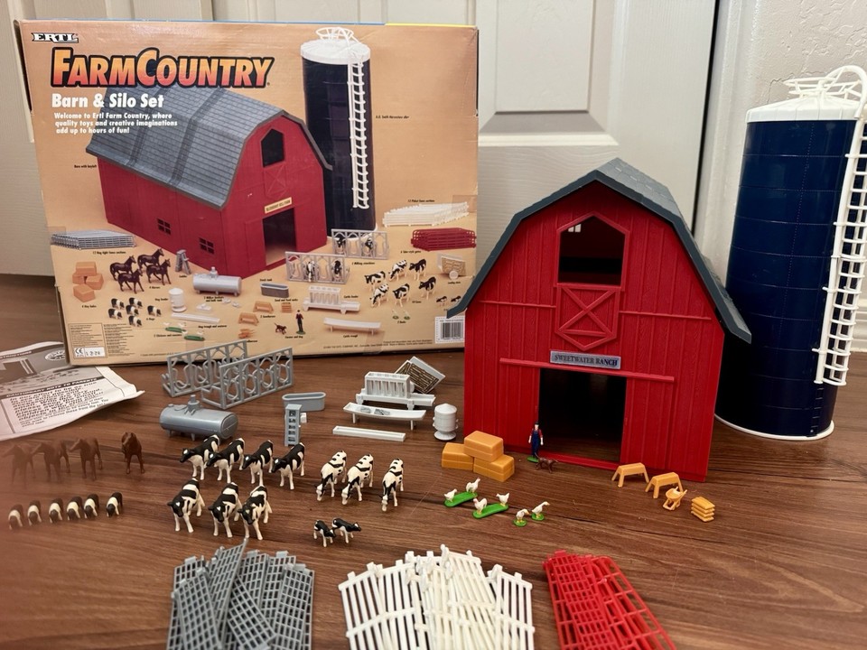 Ertl Farm Country Barn and Silo Set - Complete Set- Used - 90s Vintage ...