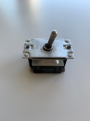 Toggle - Aircraft Toggle Switch