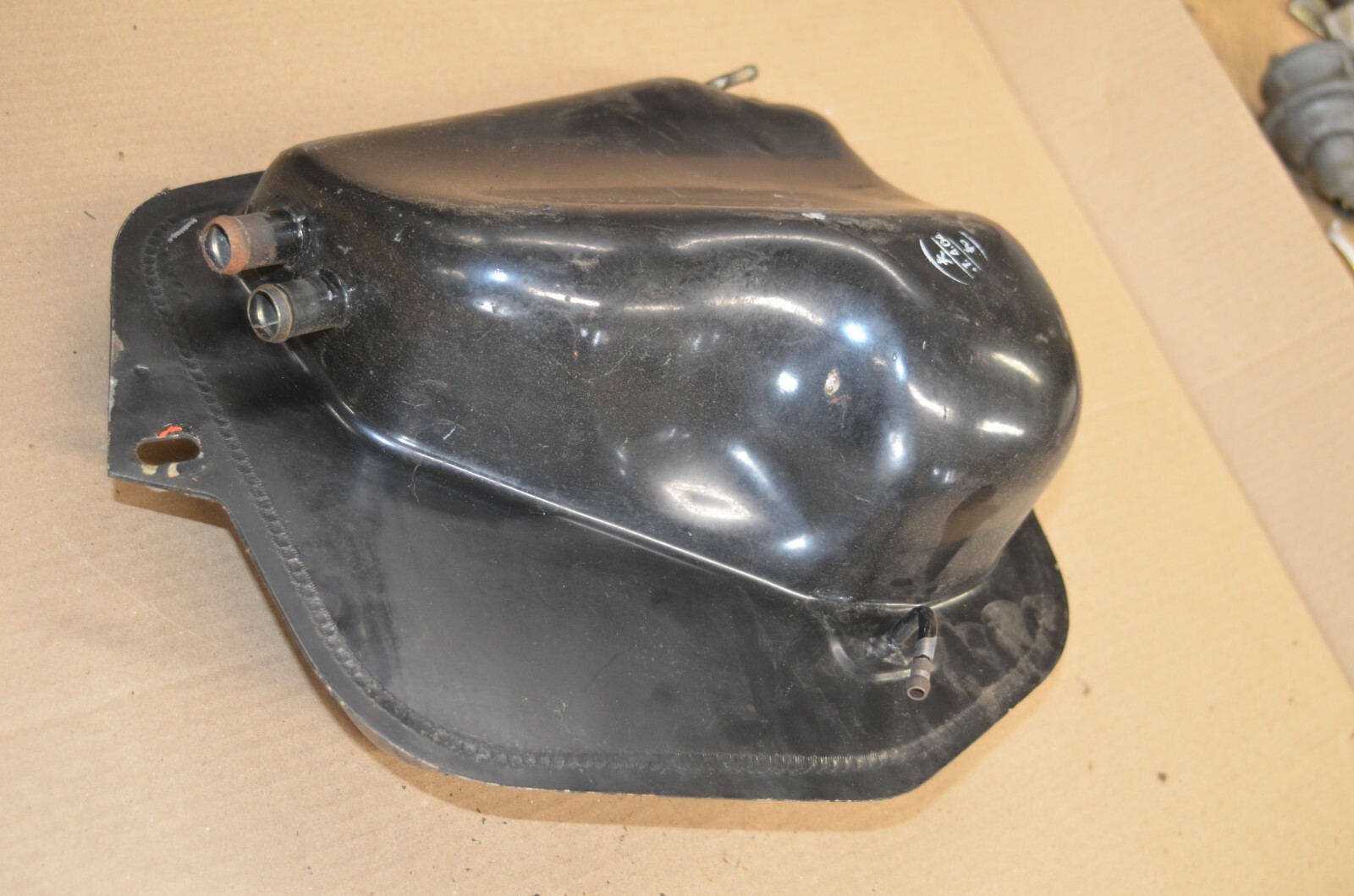 77 78 Datsun 280Z gas vapor expansion tank | eBay
