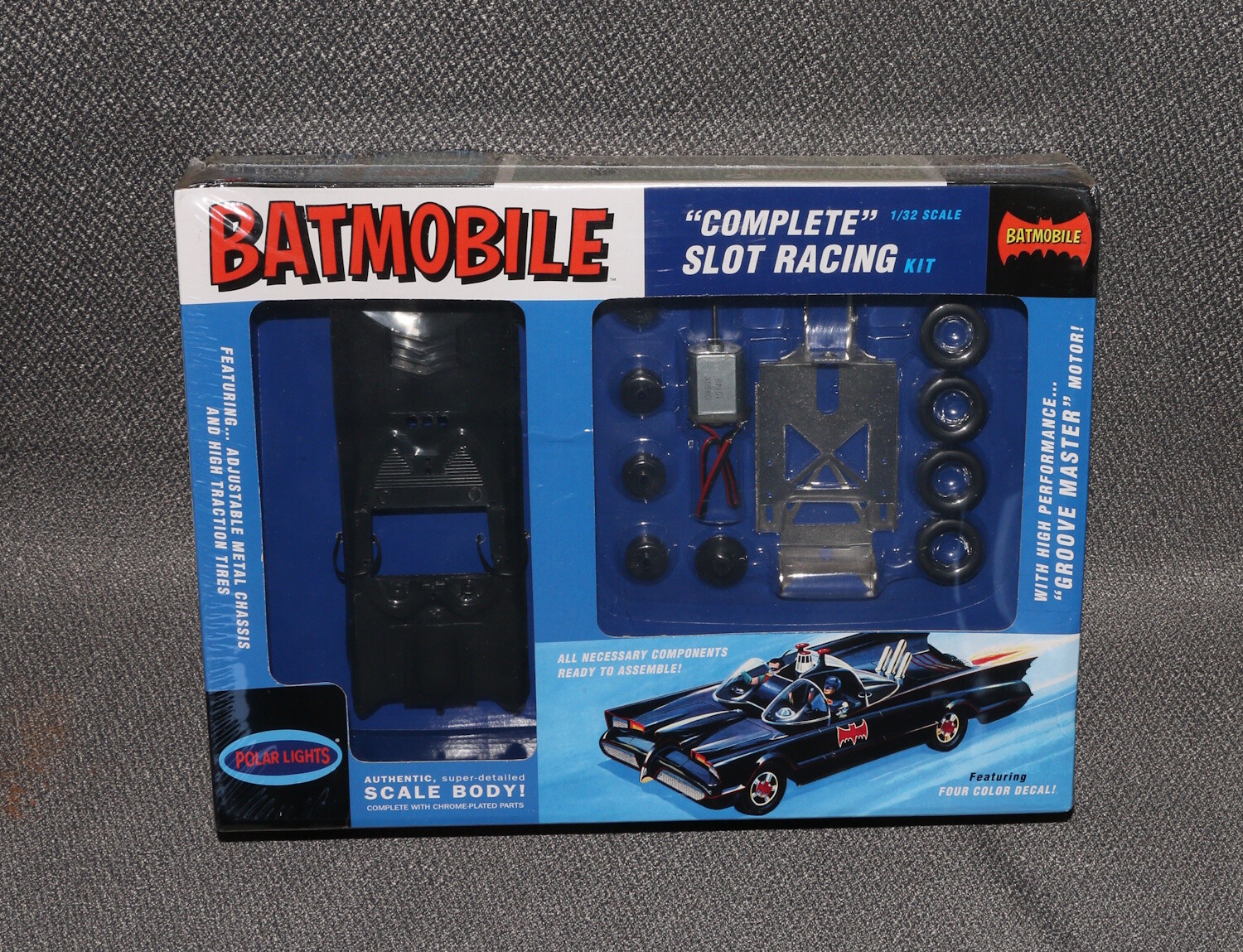 Batmobile 1966 TV Adam West Batman Slot Car 1:32 1:24 Kit Polar Lights ...