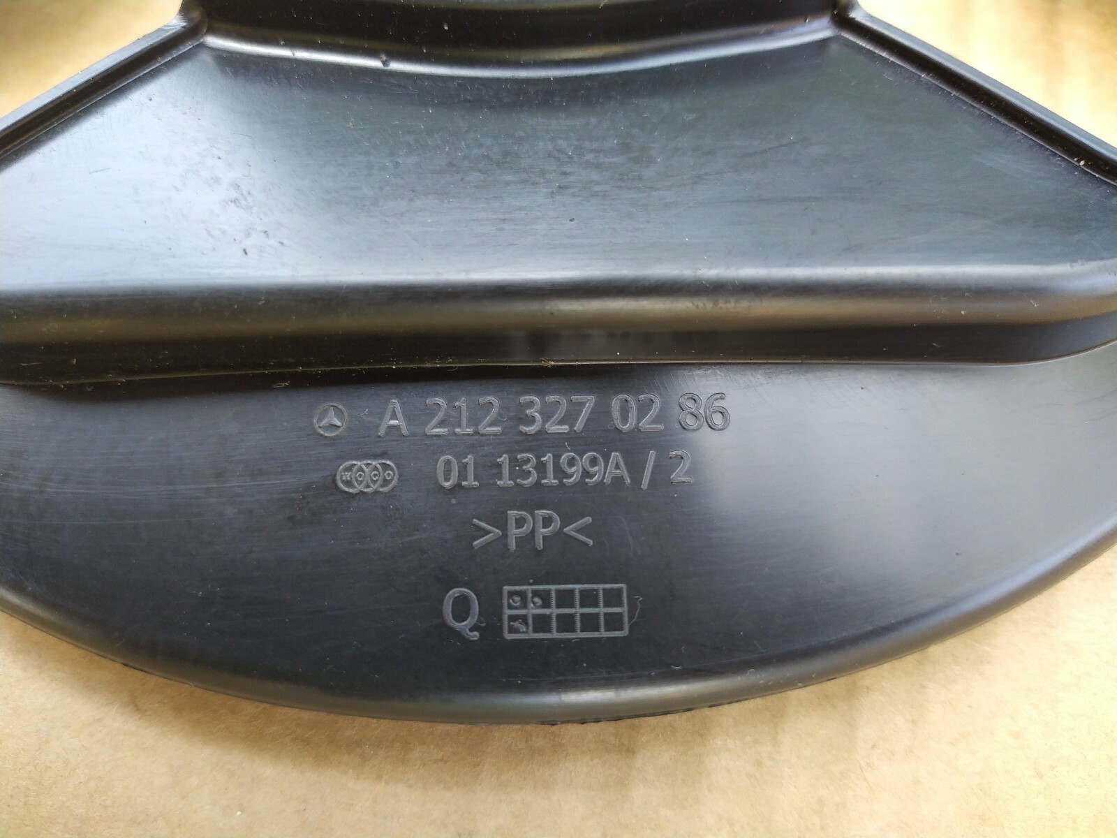 MERCEDES E CLASS W212 09-13 SHOCK ABSORBER COVER TRIM FRONT A2123270286 ...