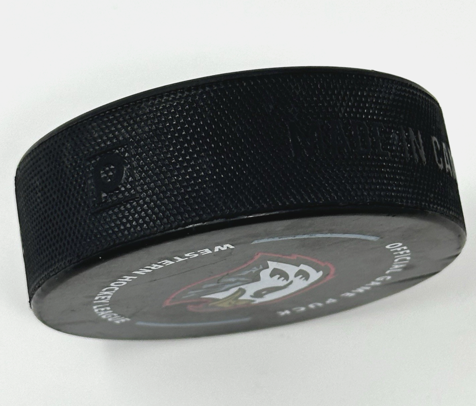 WHL Portland Oregon Winterhawks Logo Souvenir Official Game Hockey Puck ...