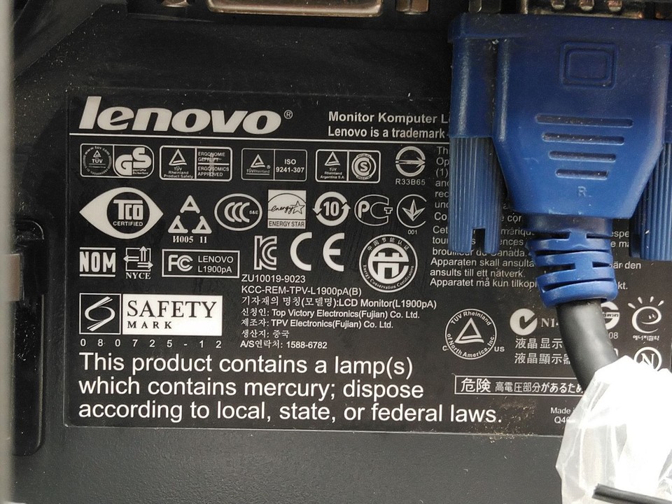 Lenovo 4431-HE1 ThinkVision L1900p TFT 19-inch Flat Panel LCD Monitor ...