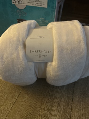 Threshold Throw 50x70 | eBay