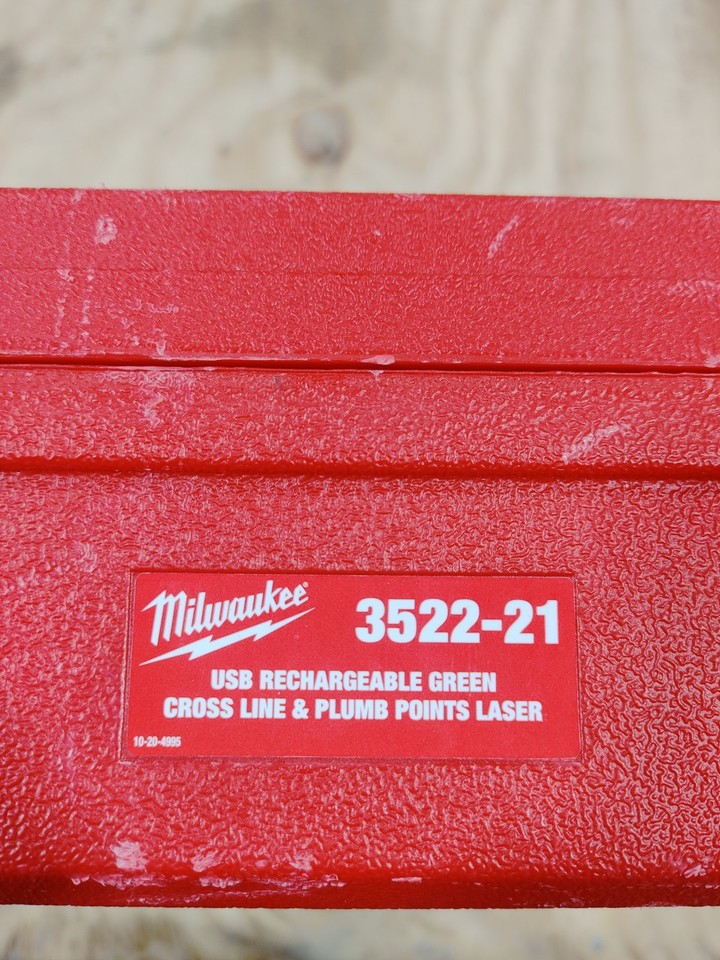 Milwaukee 3522-21 USB Rechargeable Green Cross Line & Plumb Points ...