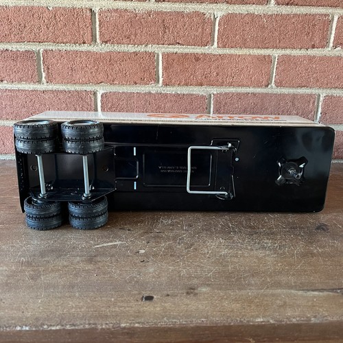 Nylint Semi Tractor Trailer Truck 18 Wheeler Pressed Steel GMC Arrow ...