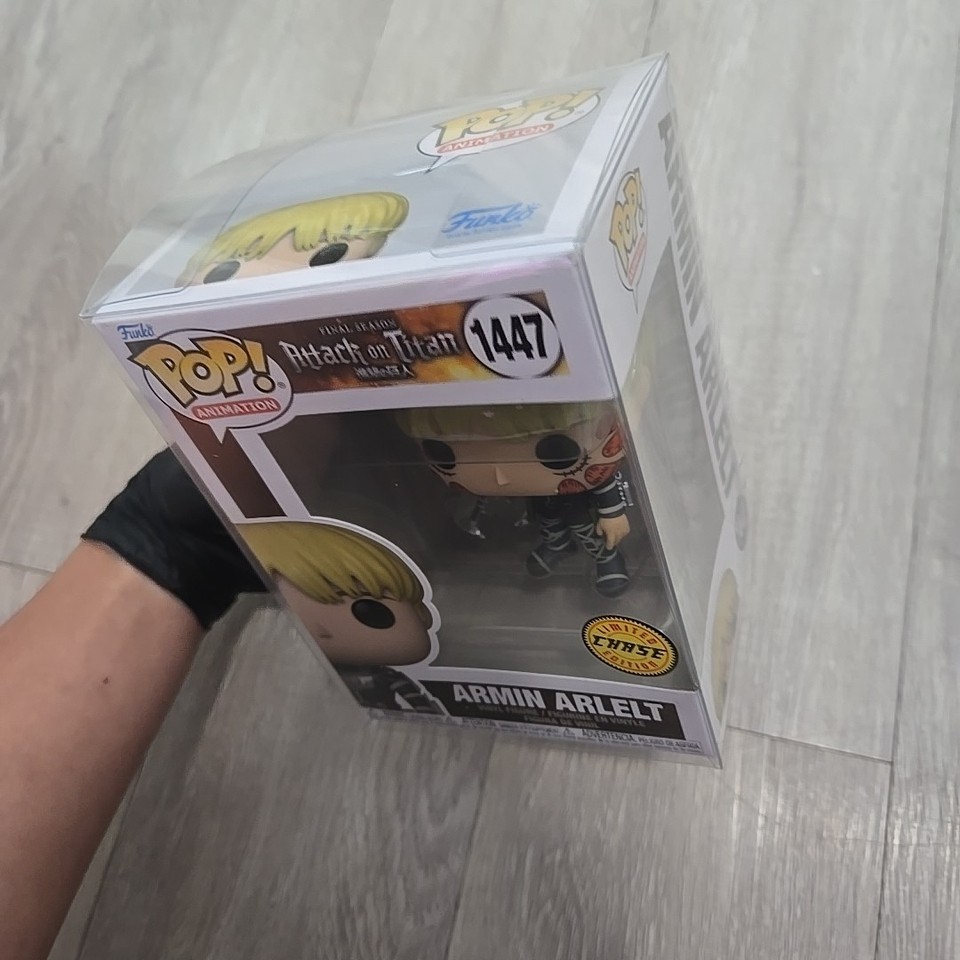 Funko POP! 1447 ARMIN ARELT Attack On Titan CHASE Limited Edition New ...