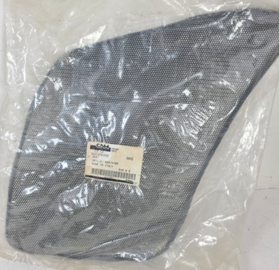 CNH Radiator Grille New Holland Grill Part # 82029992 | eBay