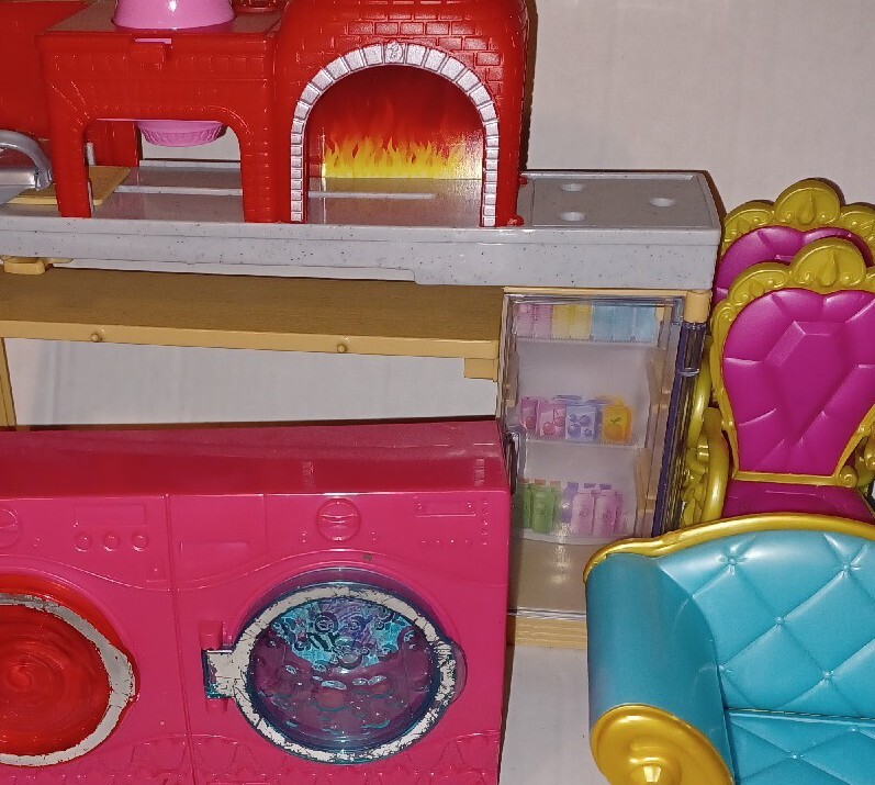 Mixed Lot Barbie Furniture, Appliances, Pizza Play Doh maker& Disney ...