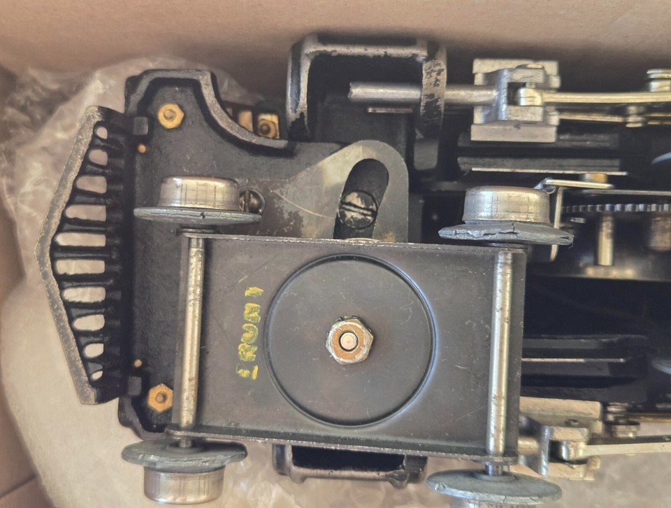 AMERICAN FLYER STANDARD GAUGE 4695 STEAM LOCOMOTIVE & 4694 OIL TENDER ...