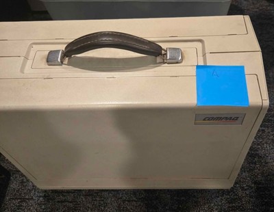 Vintage Compaq Portable Computer | eBay