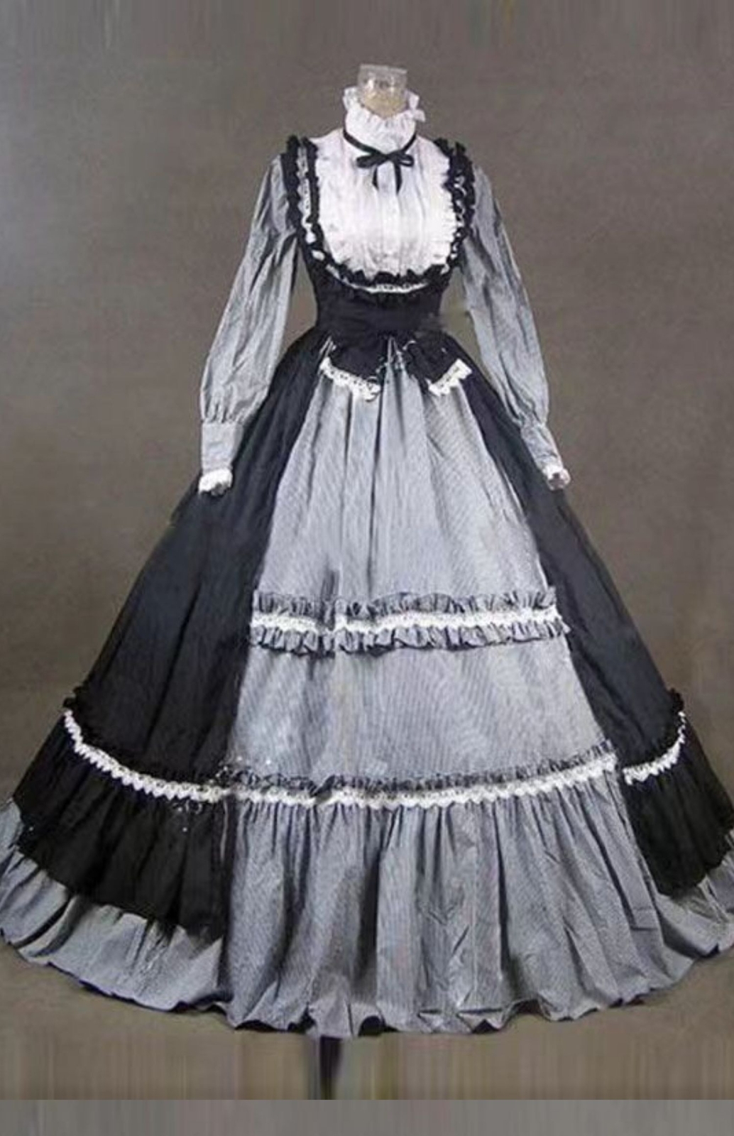 Women Victorian Dress with Ruff Collar Gothic Reenactment Ladies Ball ...